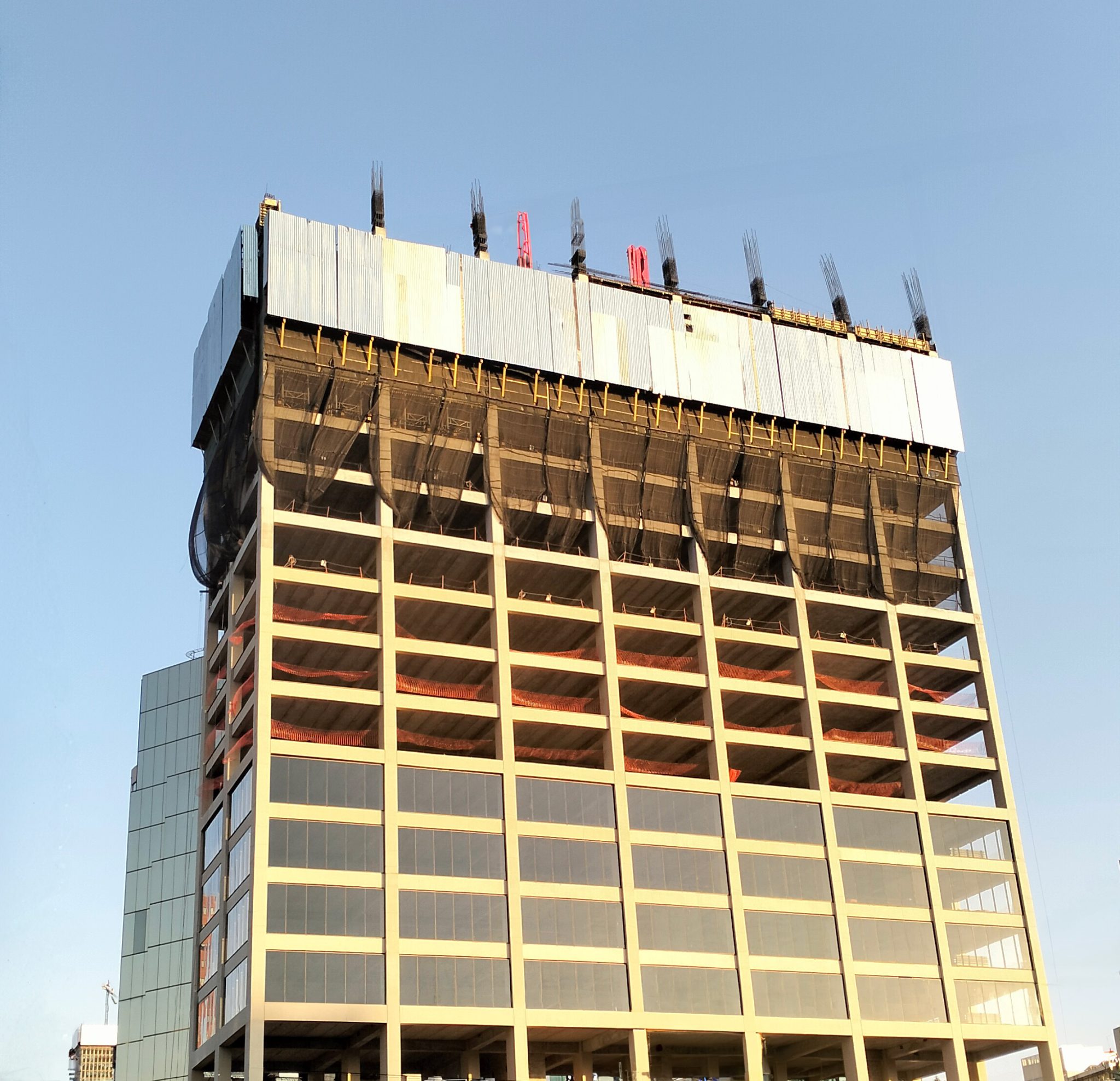 Anteus Constructora - Soluciones Constructivas Estructura de concreto. 7 sótanos: 15,952 m². 31 ...